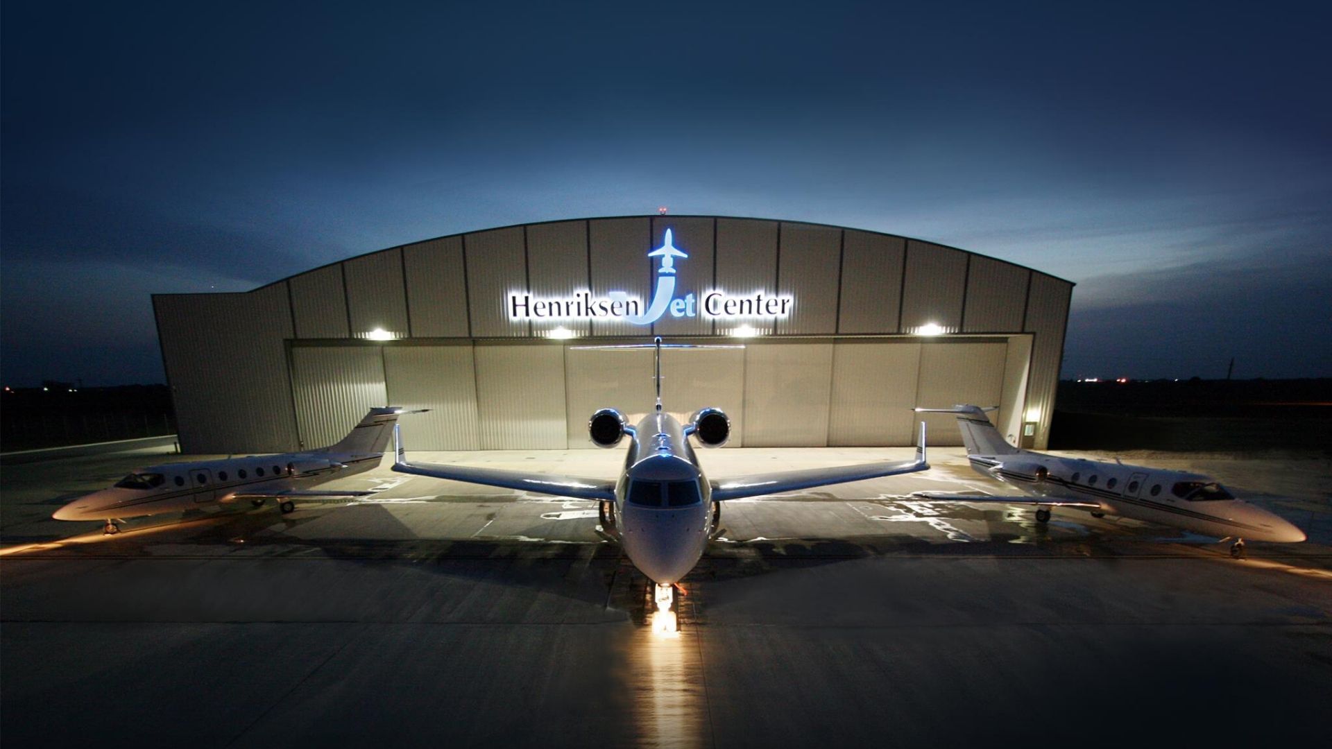 Henriksen Jet Center – Private Jet Clubs