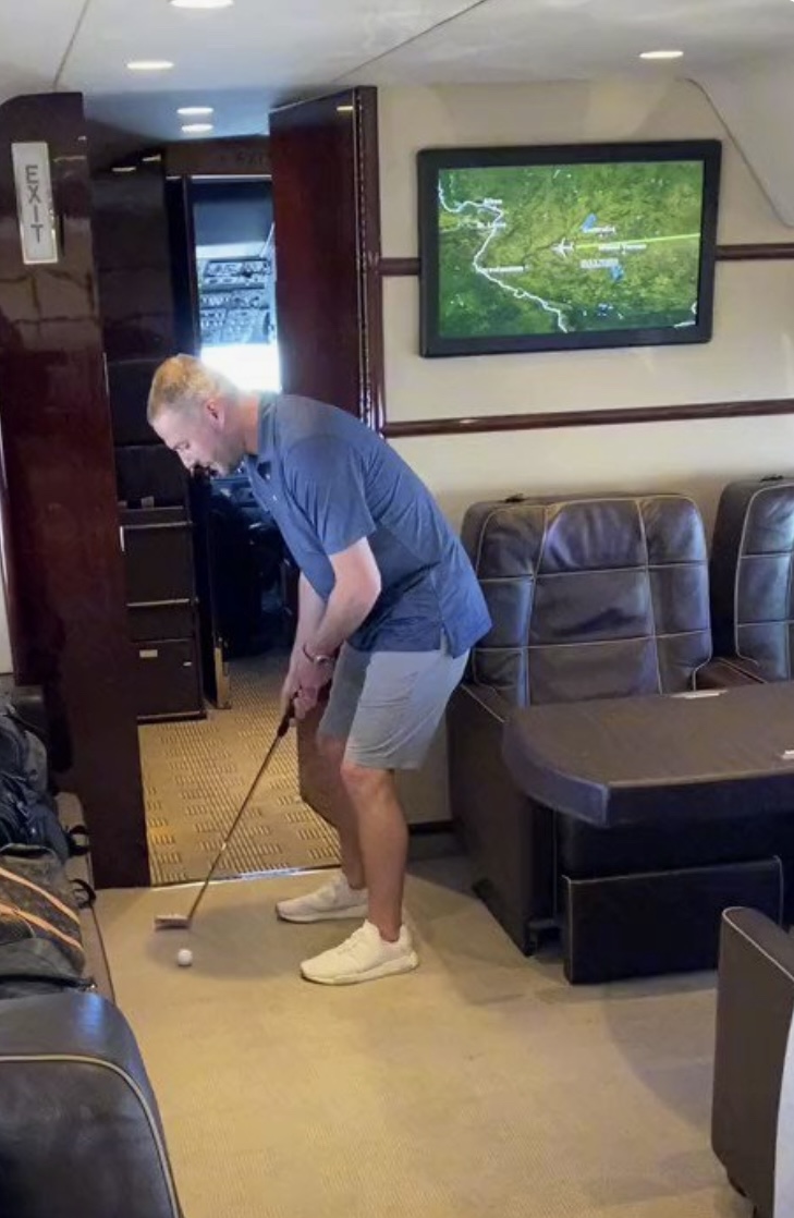 A Hole-in-One on the High Skies: The Ultimate Private Jet Golf ...